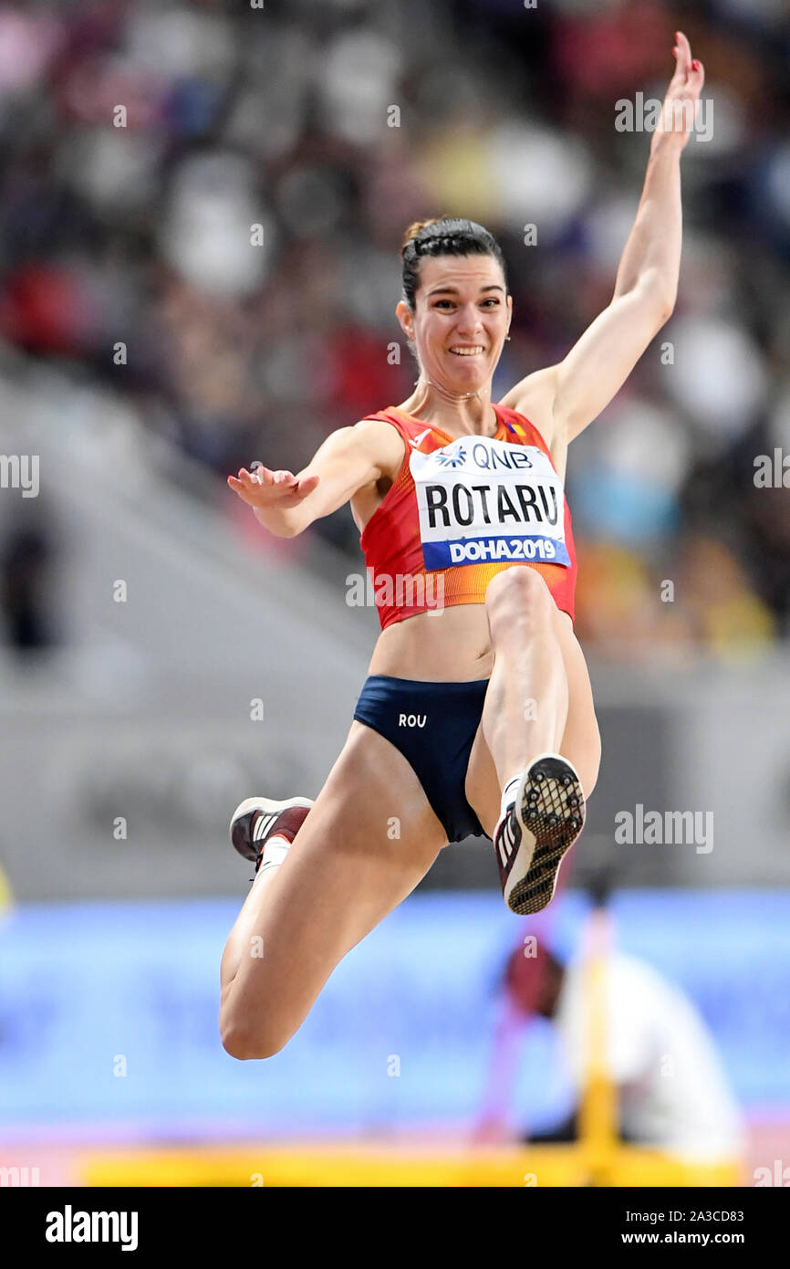 Long jump hi-res stock photography and images - Alamy