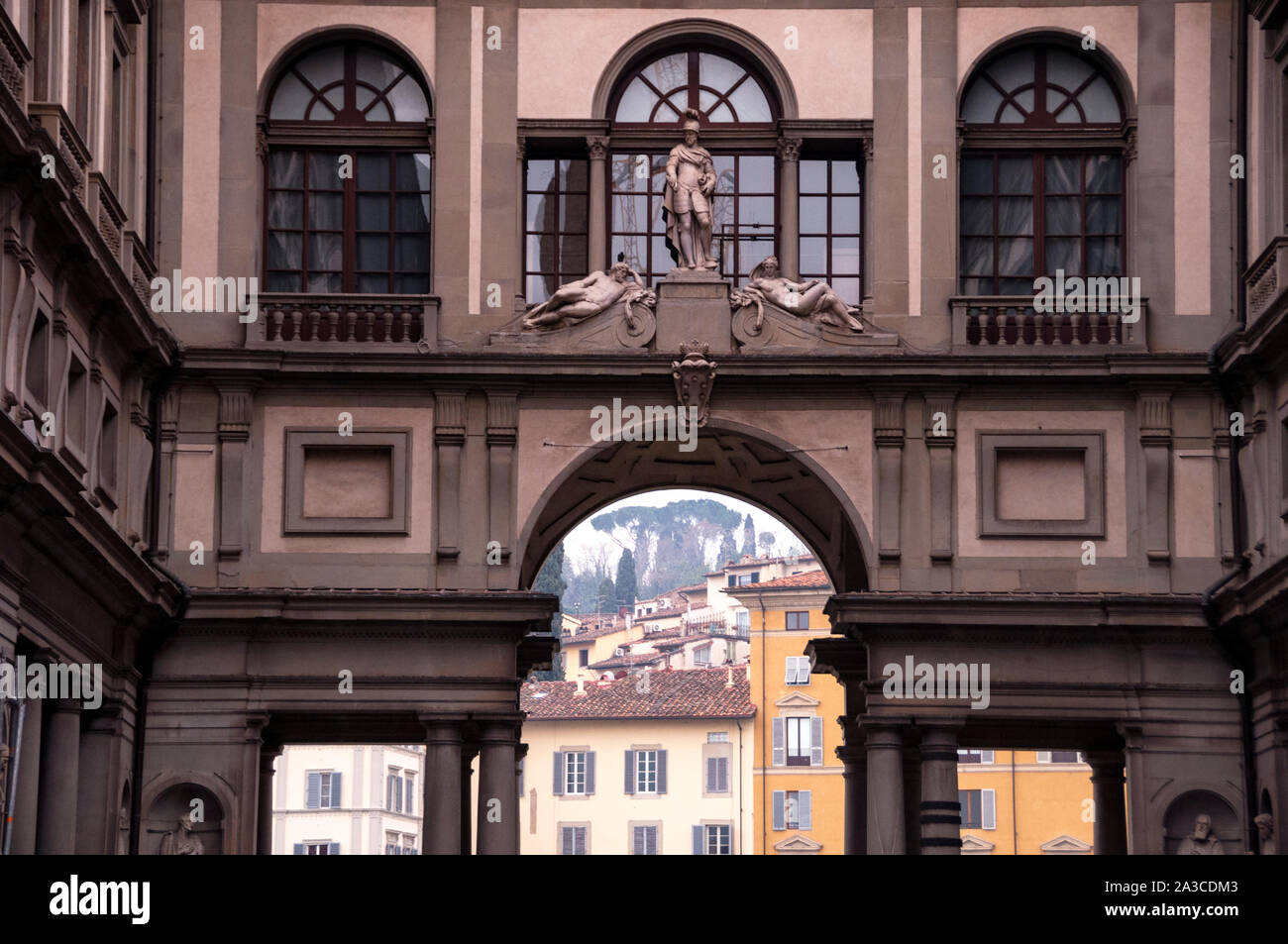 Florentine residential architecture hi-res stock photography and images ...