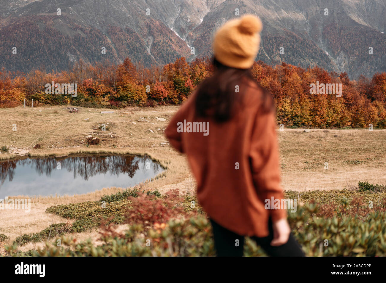 Blurred figure hi-res stock photography and images - Alamy