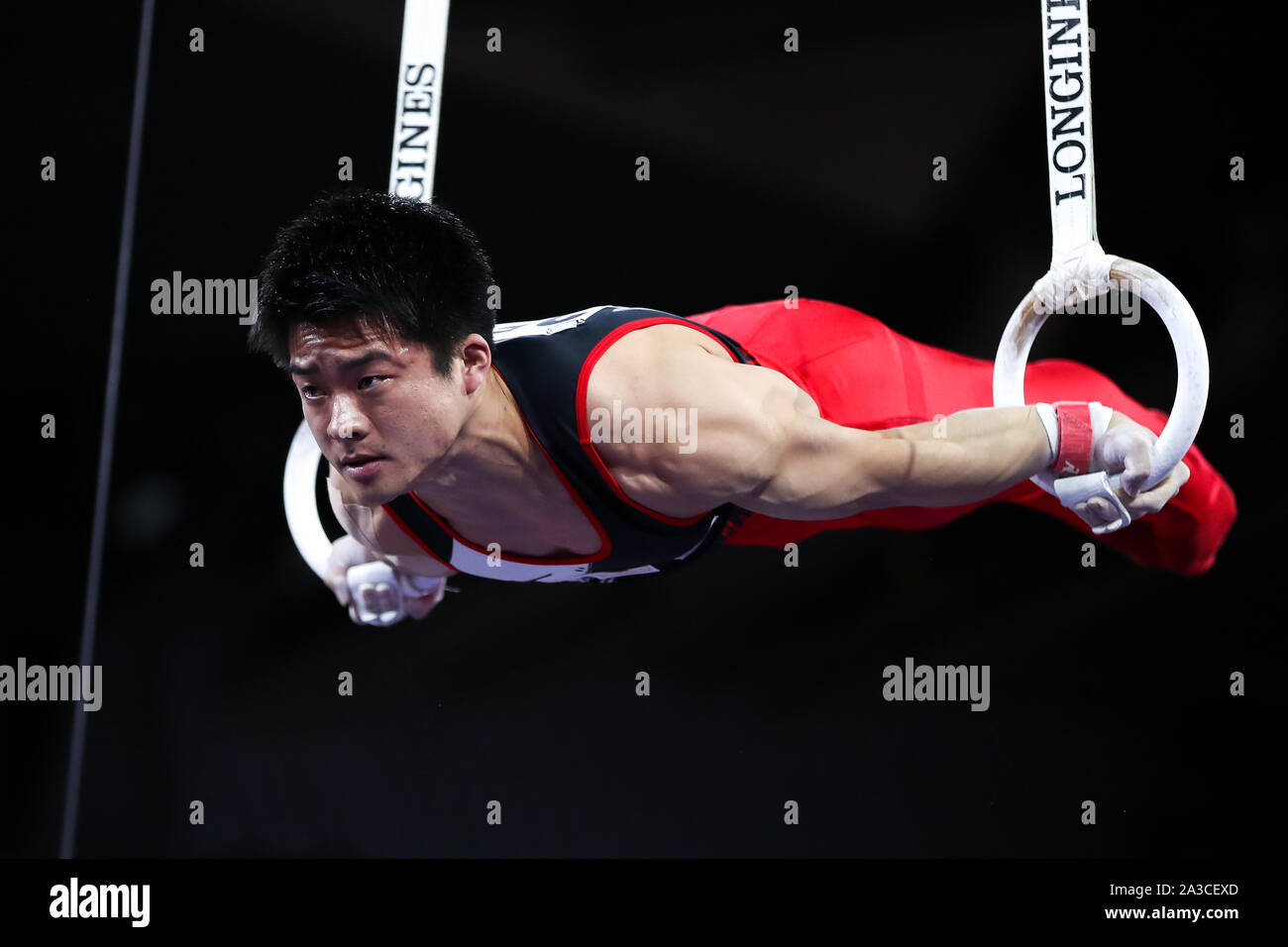 Stuttgart, Germany. 7th Oct, 2019. Kamoto Yuya of Japan competes on the ...