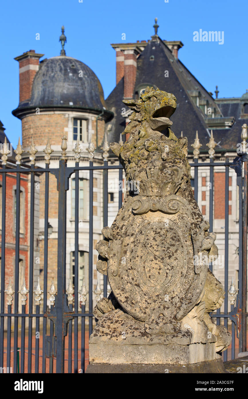 Statue of an eagle holding the coat of arms of the Prince de Ligne at ...