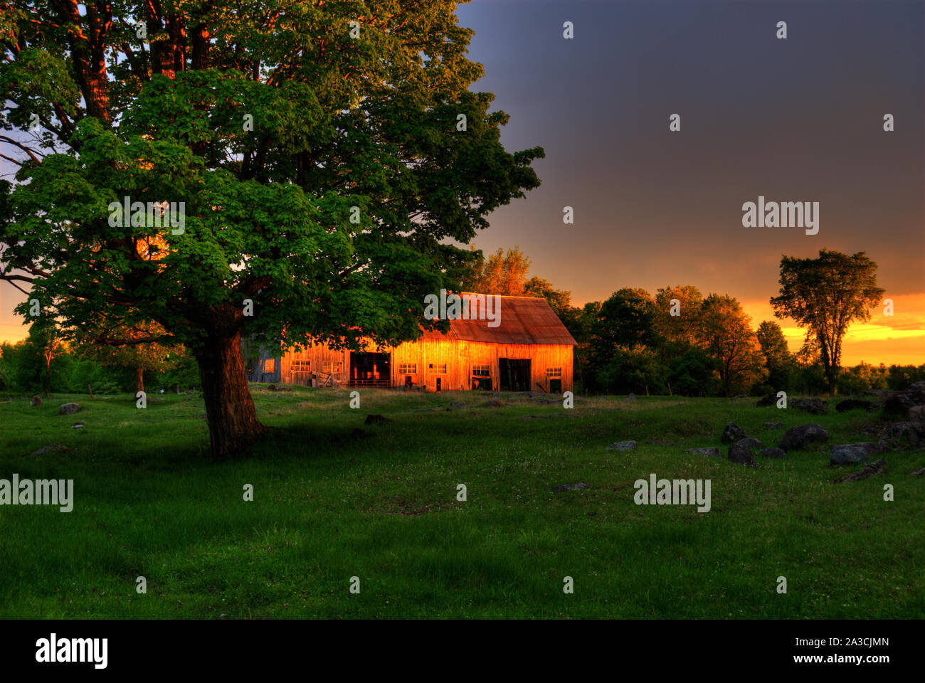 Beautiful Old Farm Building at Golden Hour Stock Photo - Alamy