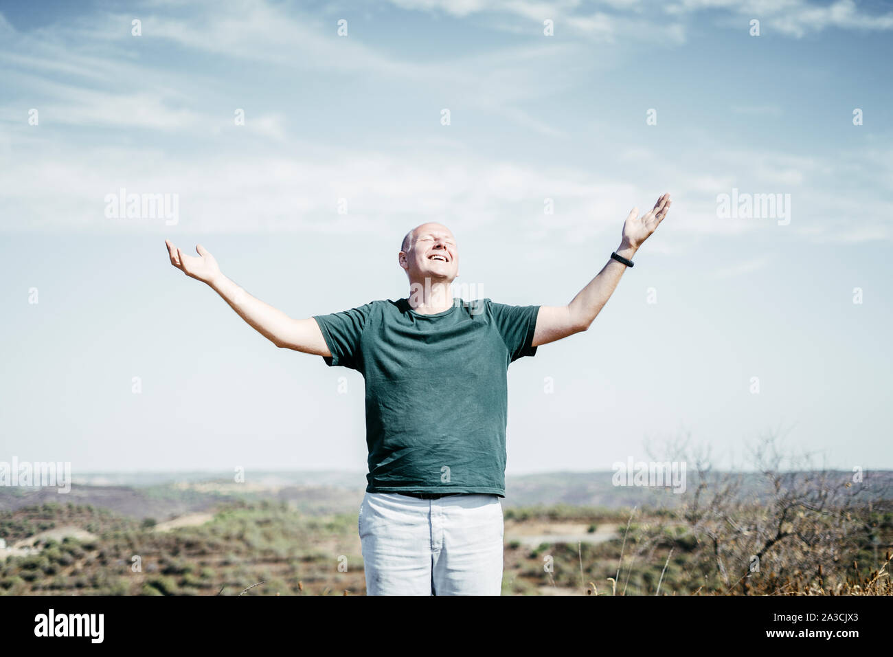 Man enjoying the sun hi-res stock photography and images - Alamy