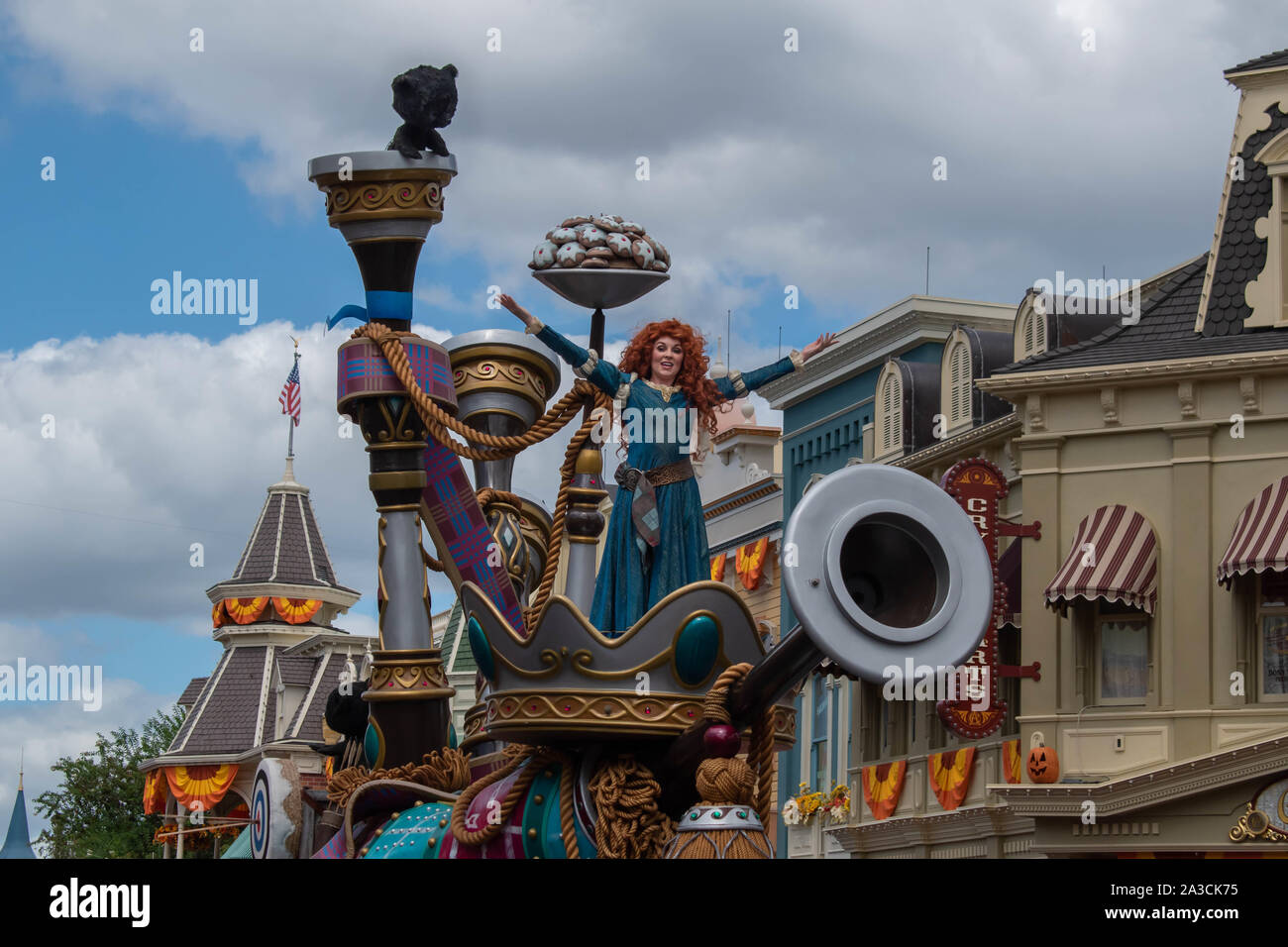 Brave disney castle hi-res stock photography and images - Alamy