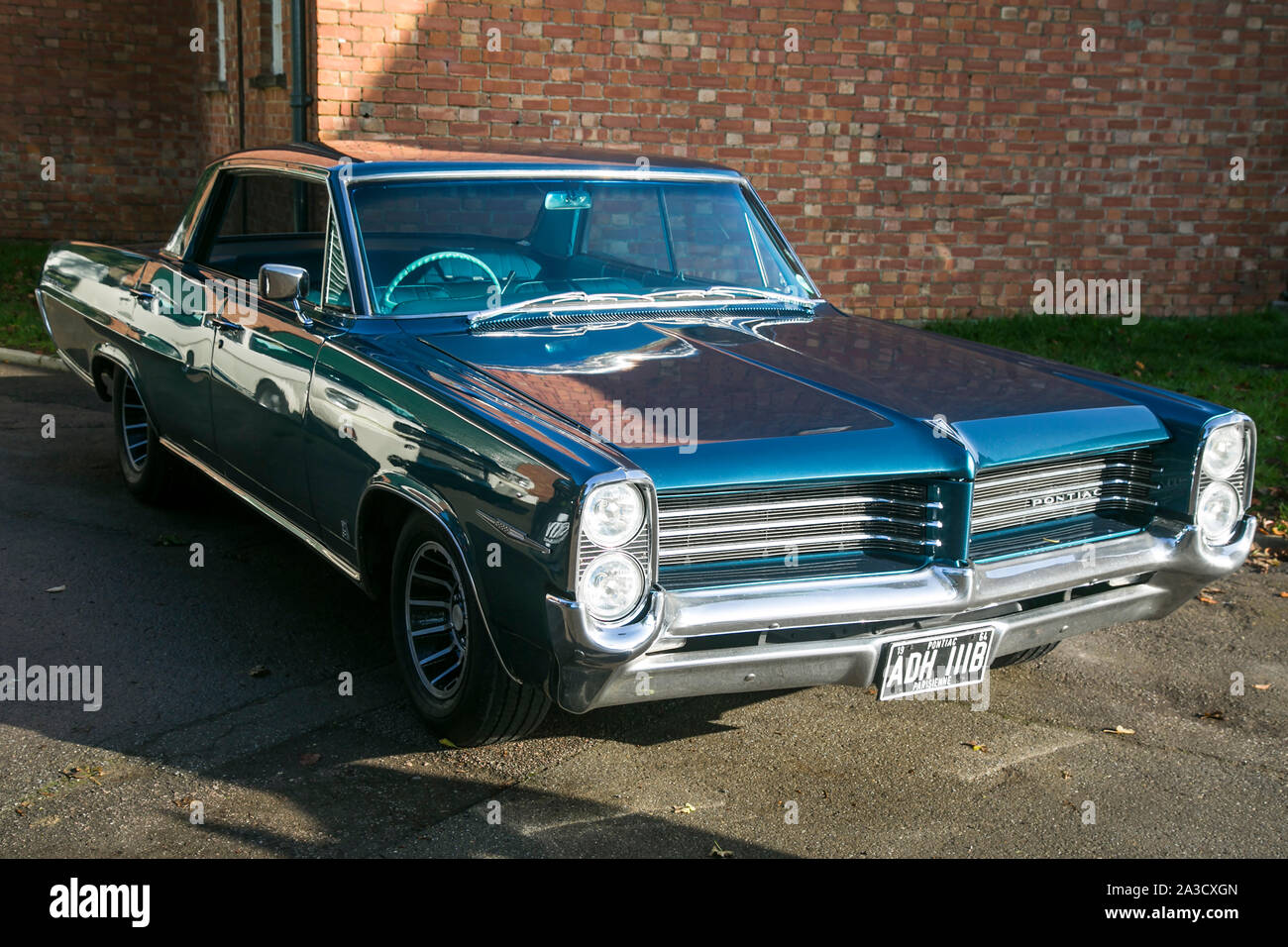 Rhd icon hi-res stock photography and images - Alamy