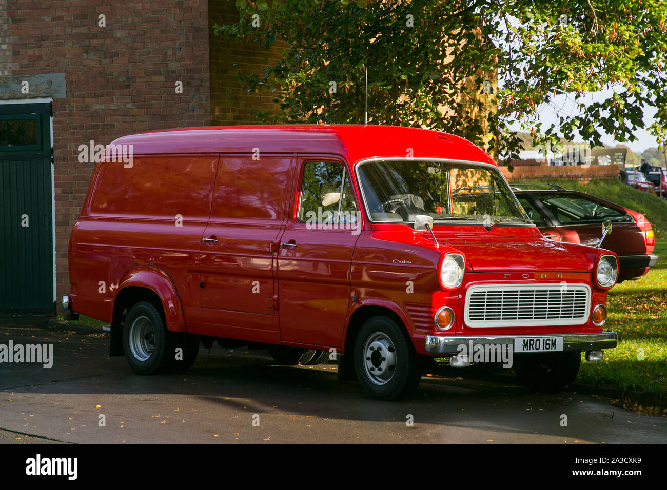 Ford transit custom hi-res stock photography and images - Alamy