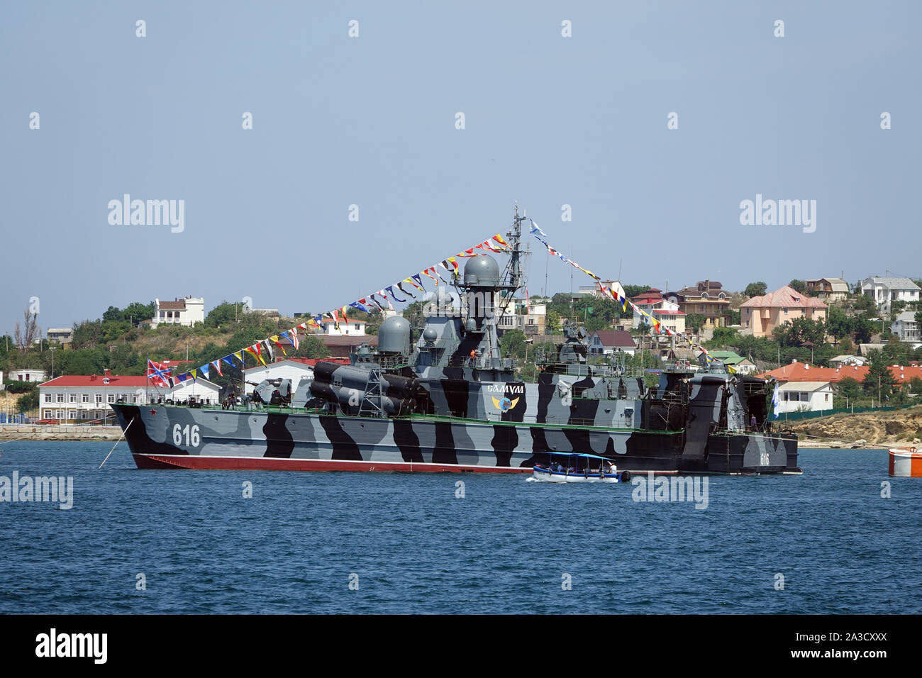 Rocket ships hi-res stock photography and images - Alamy