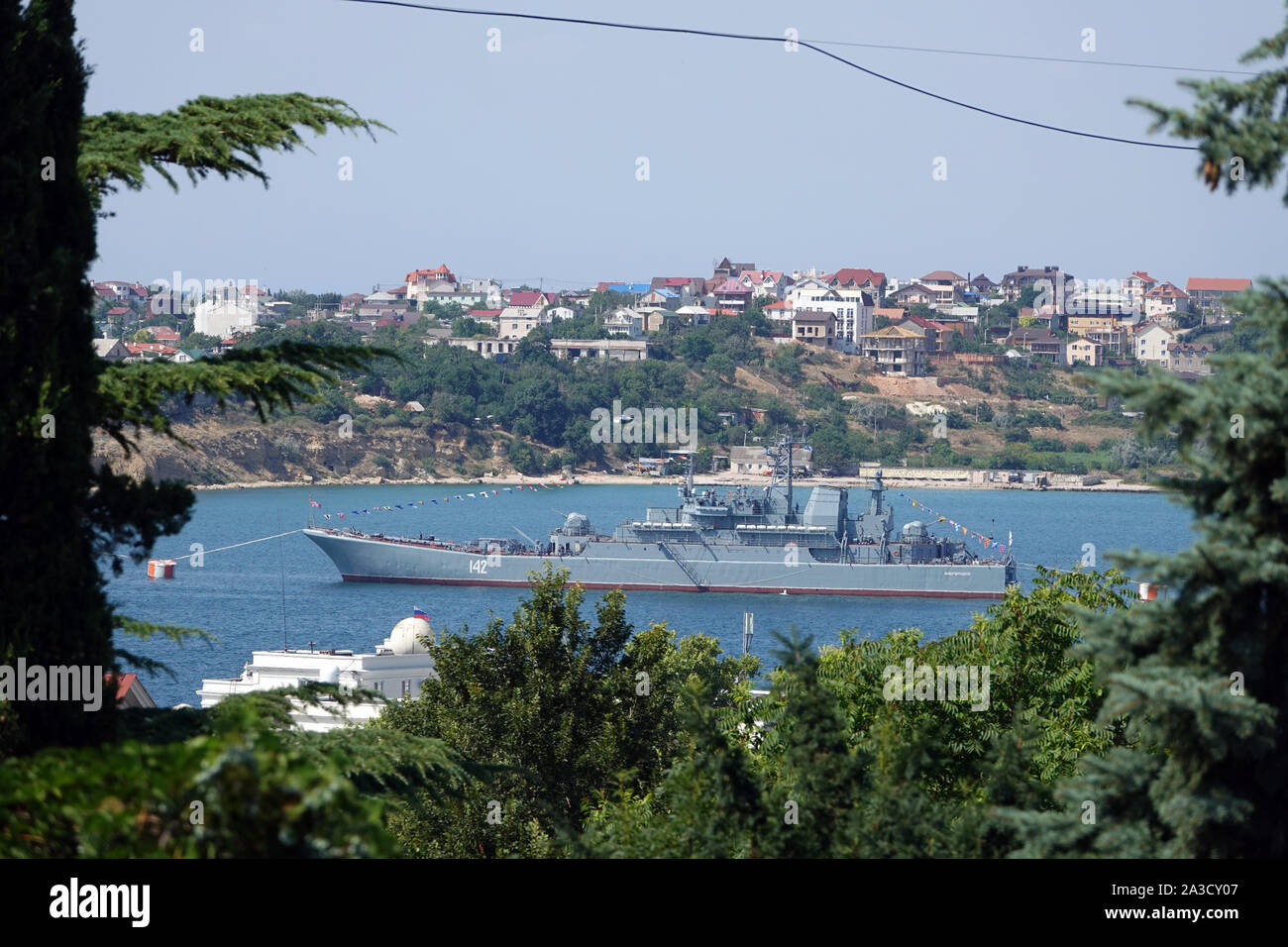 Russian military landing ship hi-res stock photography and images - Alamy