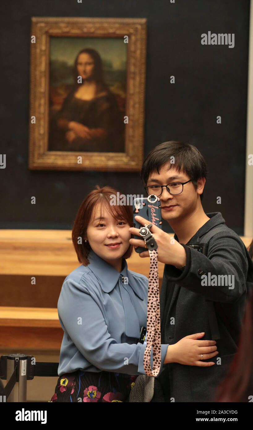 MONA LISA WAS REINSTALLED IN HER GALLERY IN LOUVRE MUSEUM Stock Photo ...