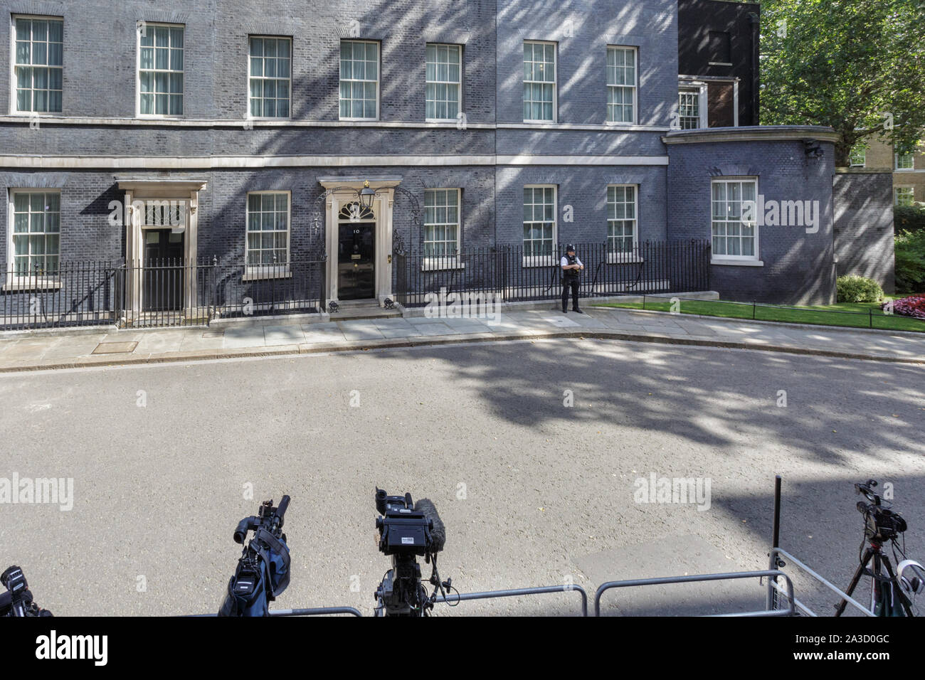 No 10 Downing Street, British Prime Minister's residence, exterior high ...