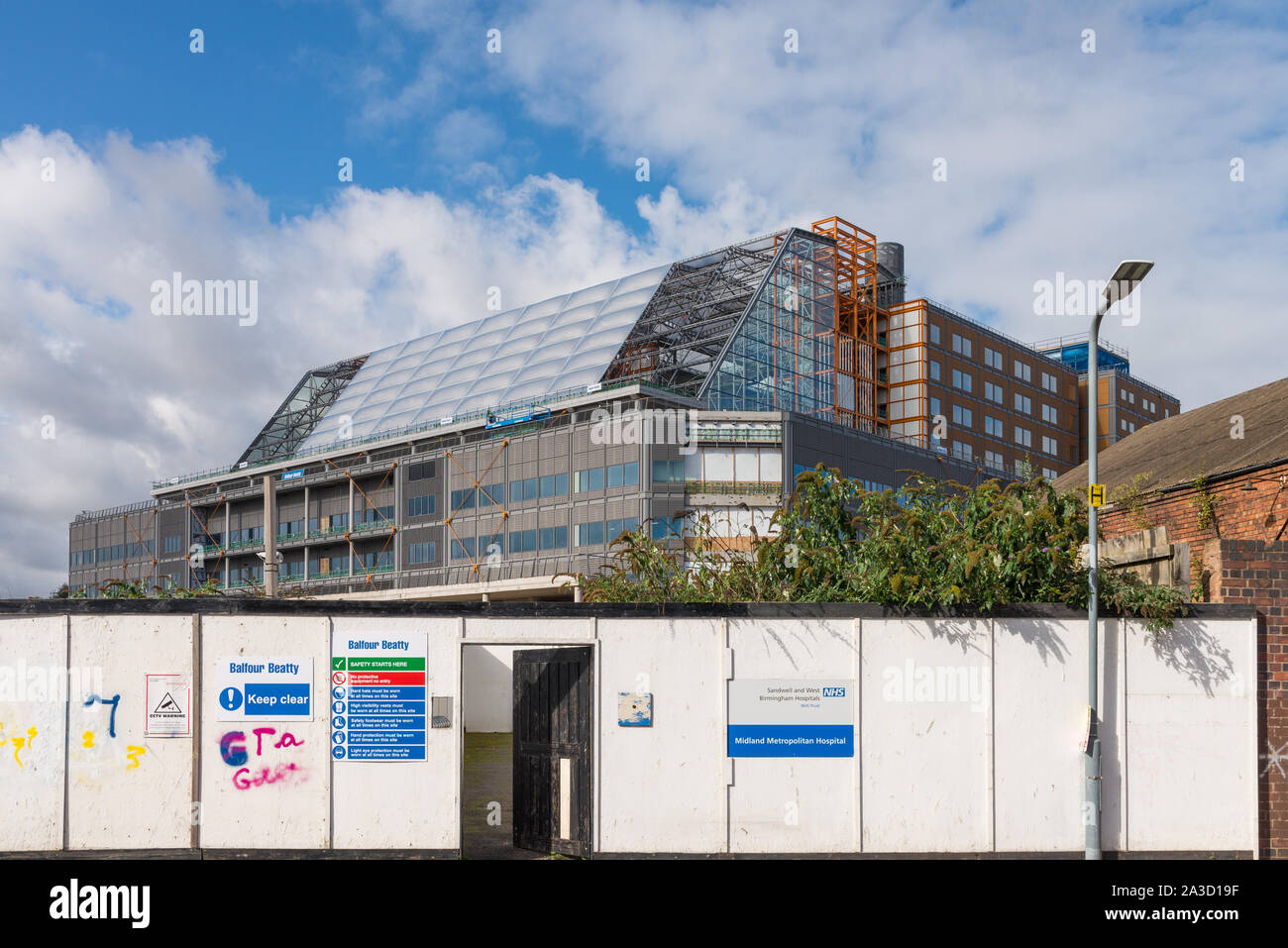 Construction of the Midland Metropolitan Hospital in Cape Hill ...