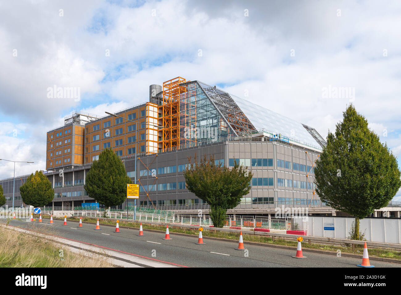 Construction of the Midland Metropolitan Hospital in Cape Hill ...
