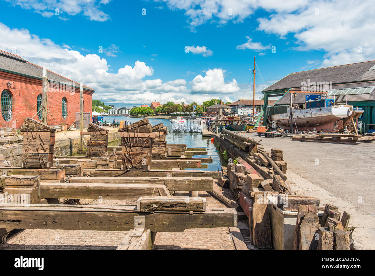 Floating Harbour at Underfall Yard with Victorian pump room, Bristol ...