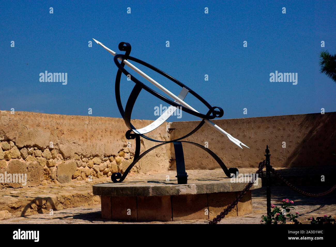 SOLDIERS / SOLDADO CROSSBOWS, ARROWS AND SPEARS Stock Photo - Alamy