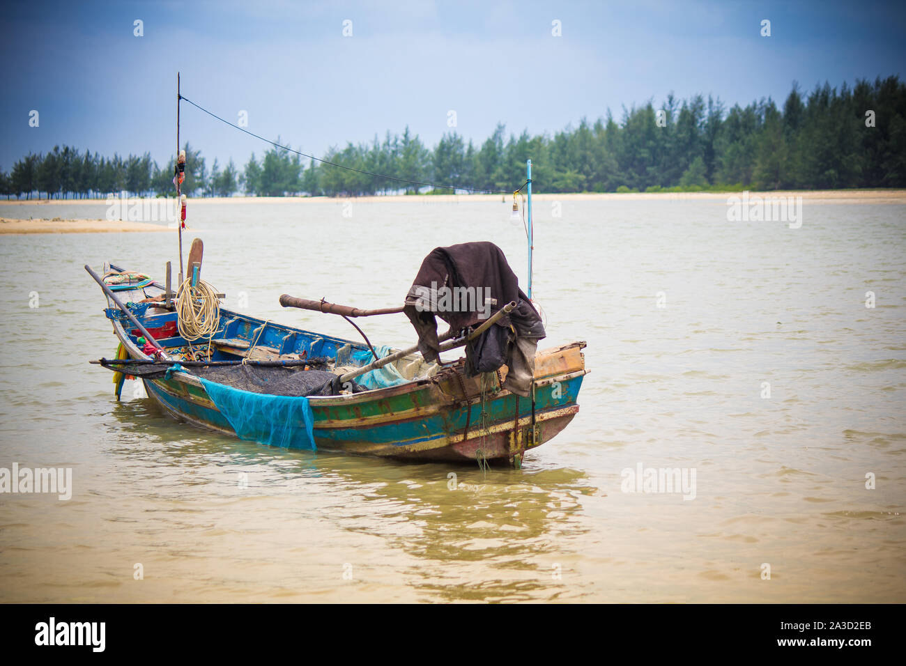 Handmade boat hi-res stock photography and images - Alamy