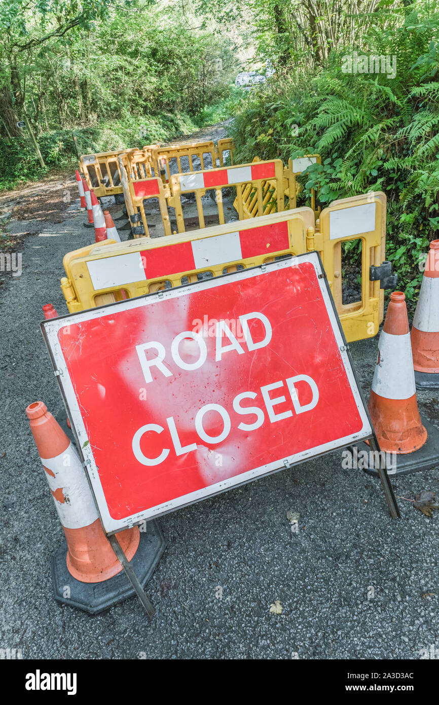 Halt Sign Uk High Resolution Stock Photography and Images - Alamy