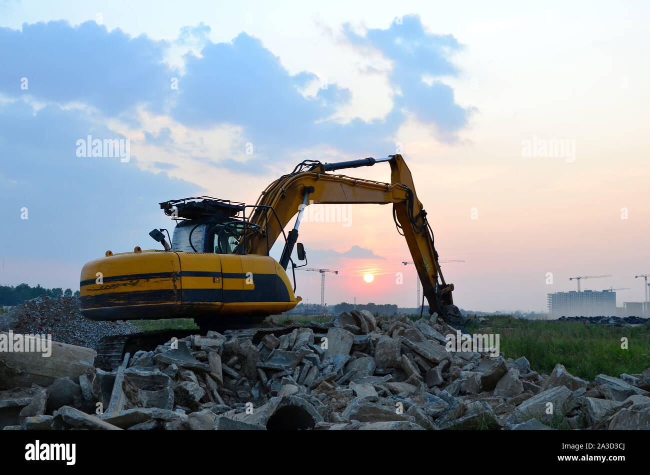 Multipurpose digger hi-res stock photography and images - Alamy