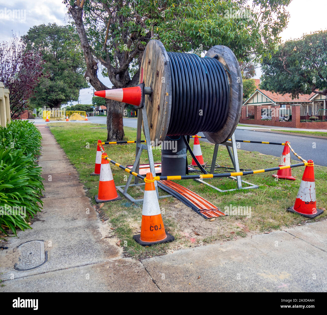 Underground cable work hi-res stock photography and images - Alamy