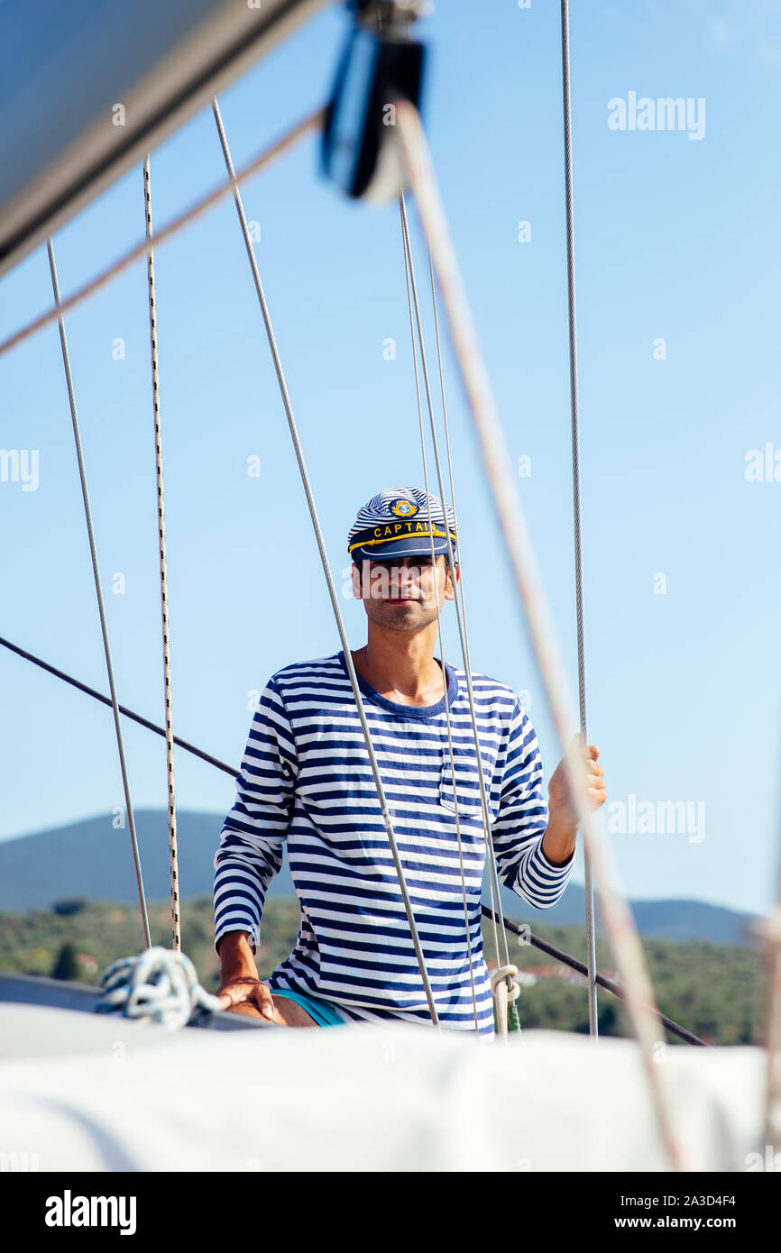 Travel captain man hi-res stock photography and images - Alamy