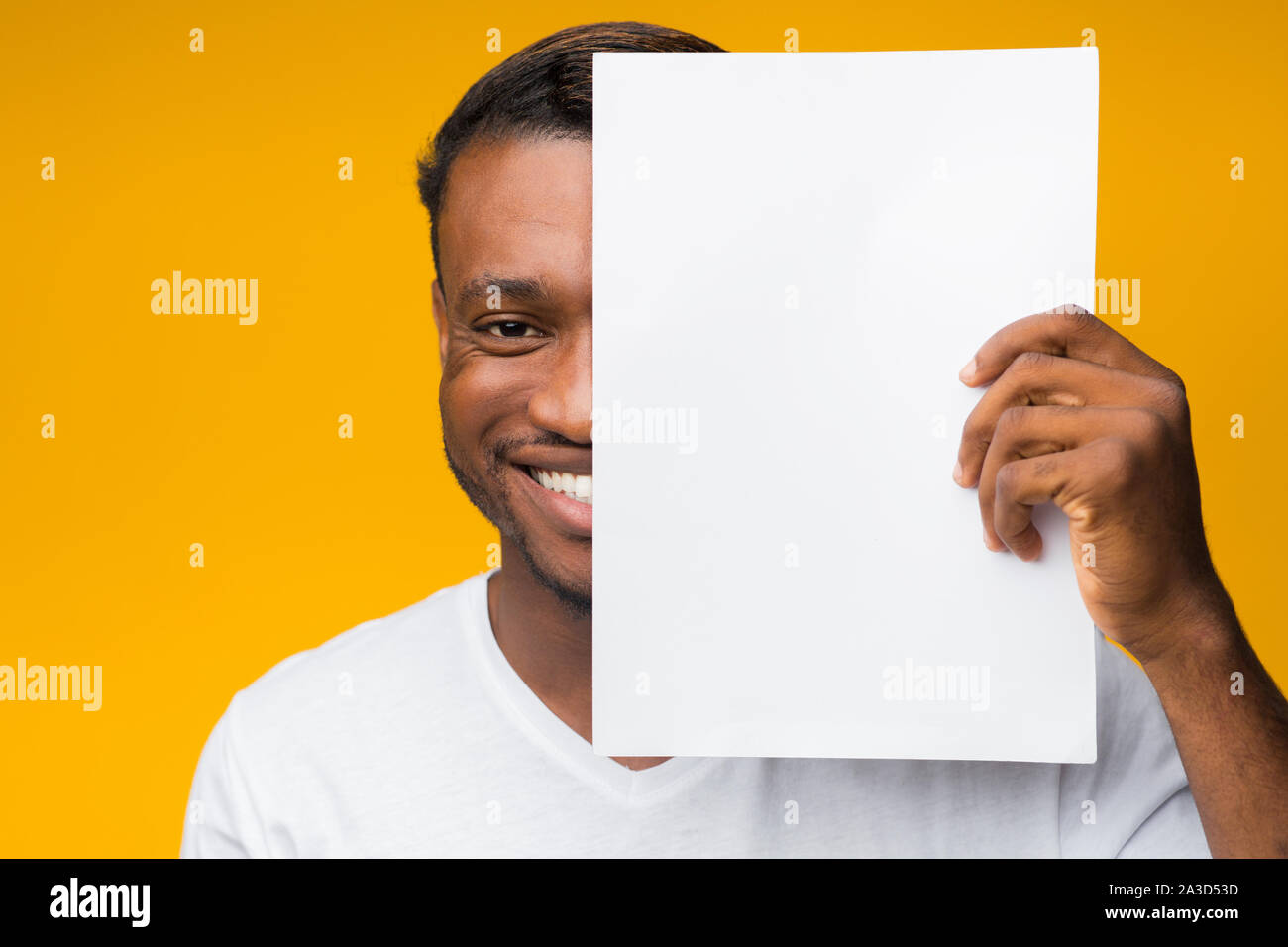 Half face african man hi-res stock photography and images - Alamy