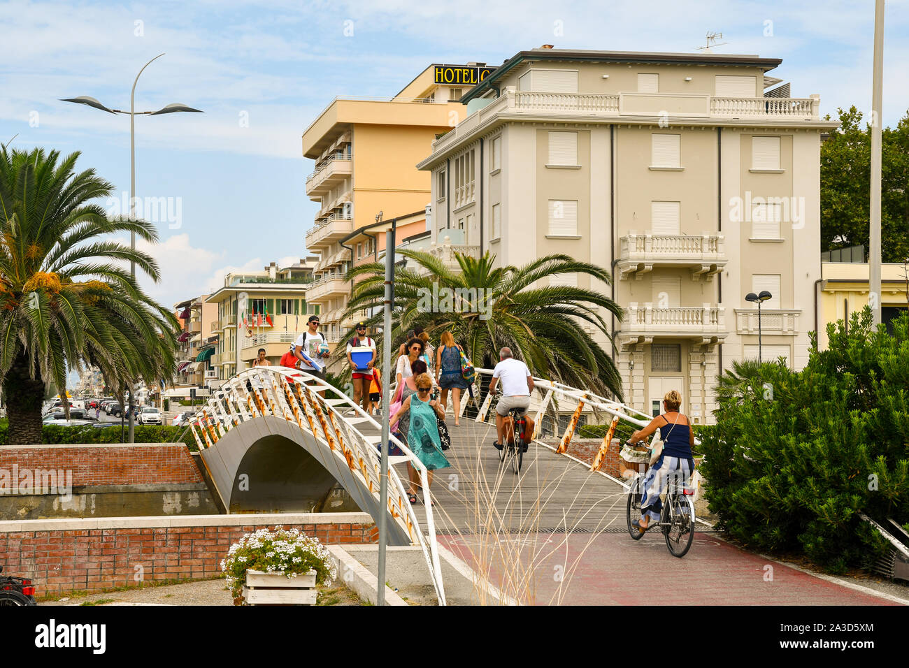 Pedestrian bridge on Fossa dell'Abate canal that separates the cities ...