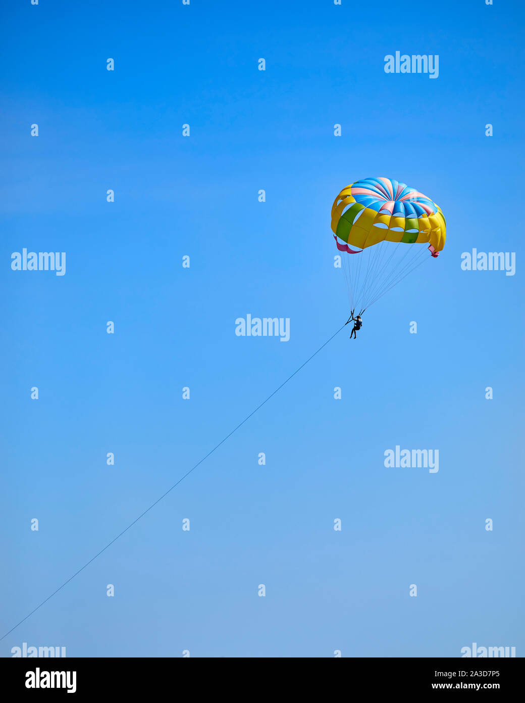 Suspended under canopy hi-res stock photography and images - Alamy