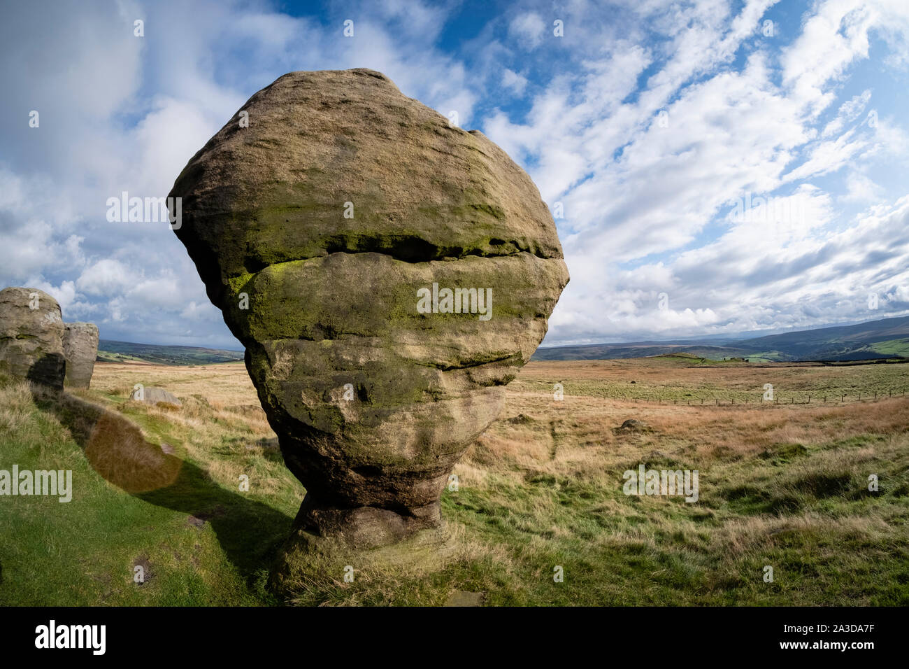 English bouldering hi-res stock photography and images - Alamy