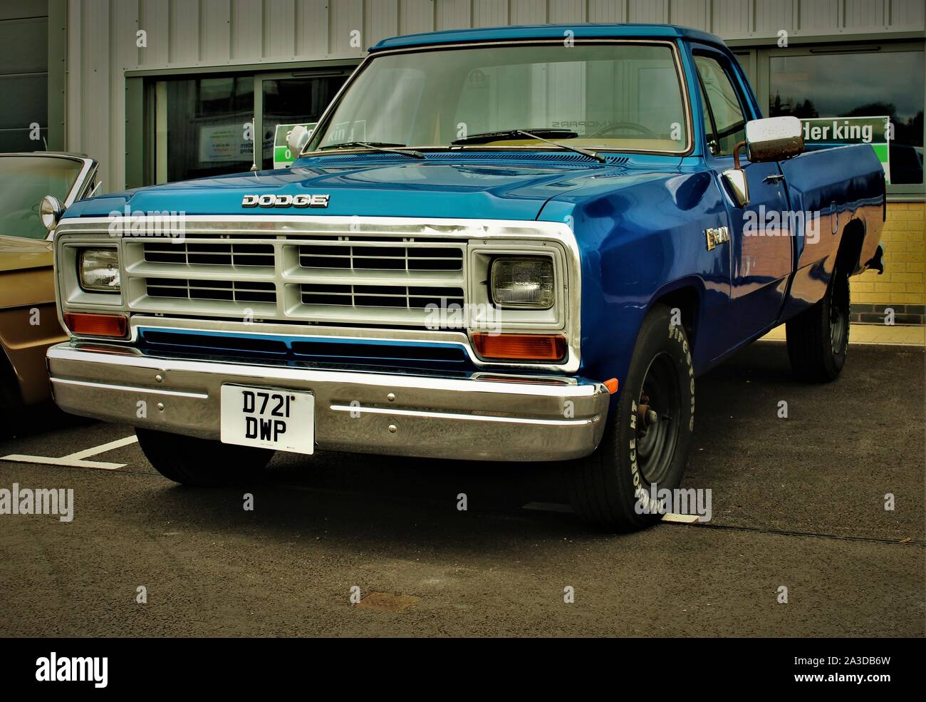 Classic dodge pickup hi-res stock photography and images - Alamy