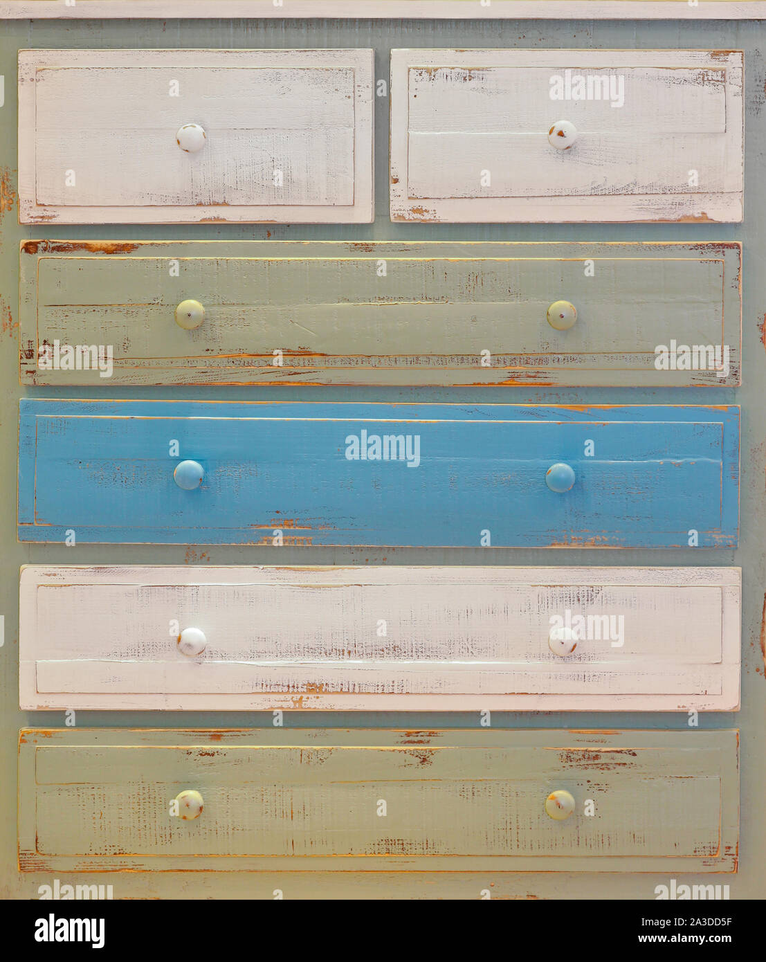 Very old used and grunge drawers cabinet Stock Photo - Alamy