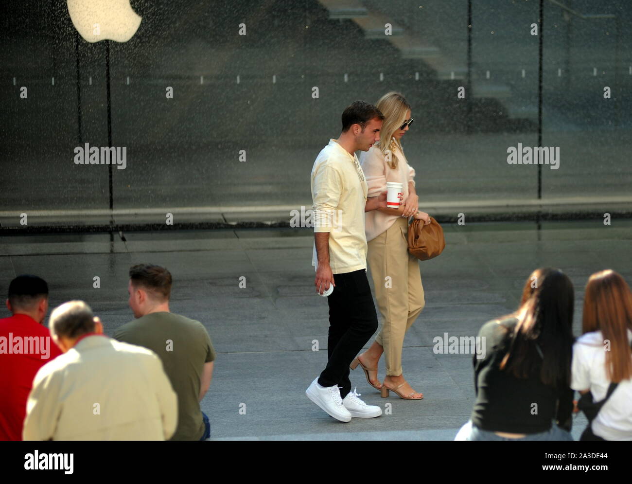 Milan, Mario Gotze and wife Ann Kathrin Brommel Mario Gotze, German ...