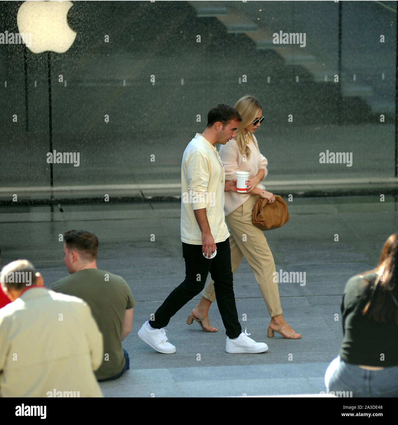 Milan, Mario Gotze and wife Ann Kathrin Brommel Mario Gotze, German ...