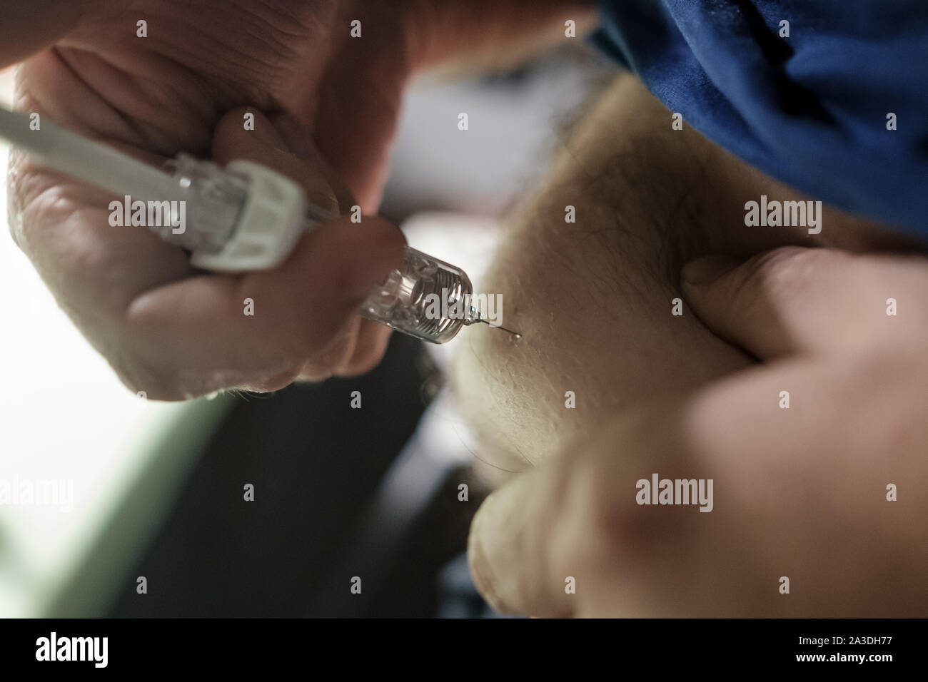 Stomach injection hi-res stock photography and images - Alamy
