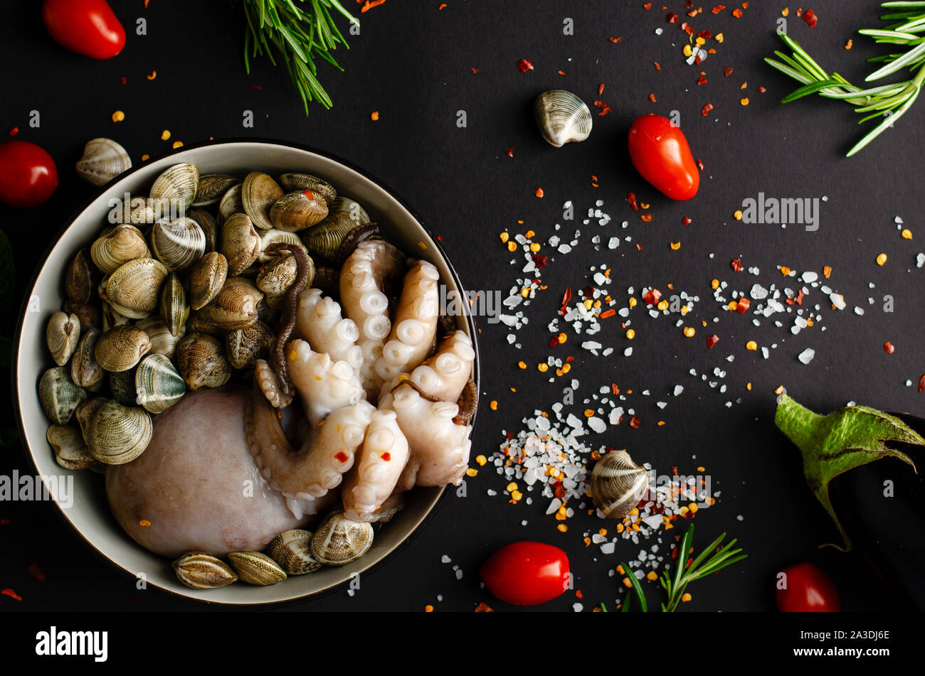 Clamshell seafood hi-res stock photography and images - Alamy