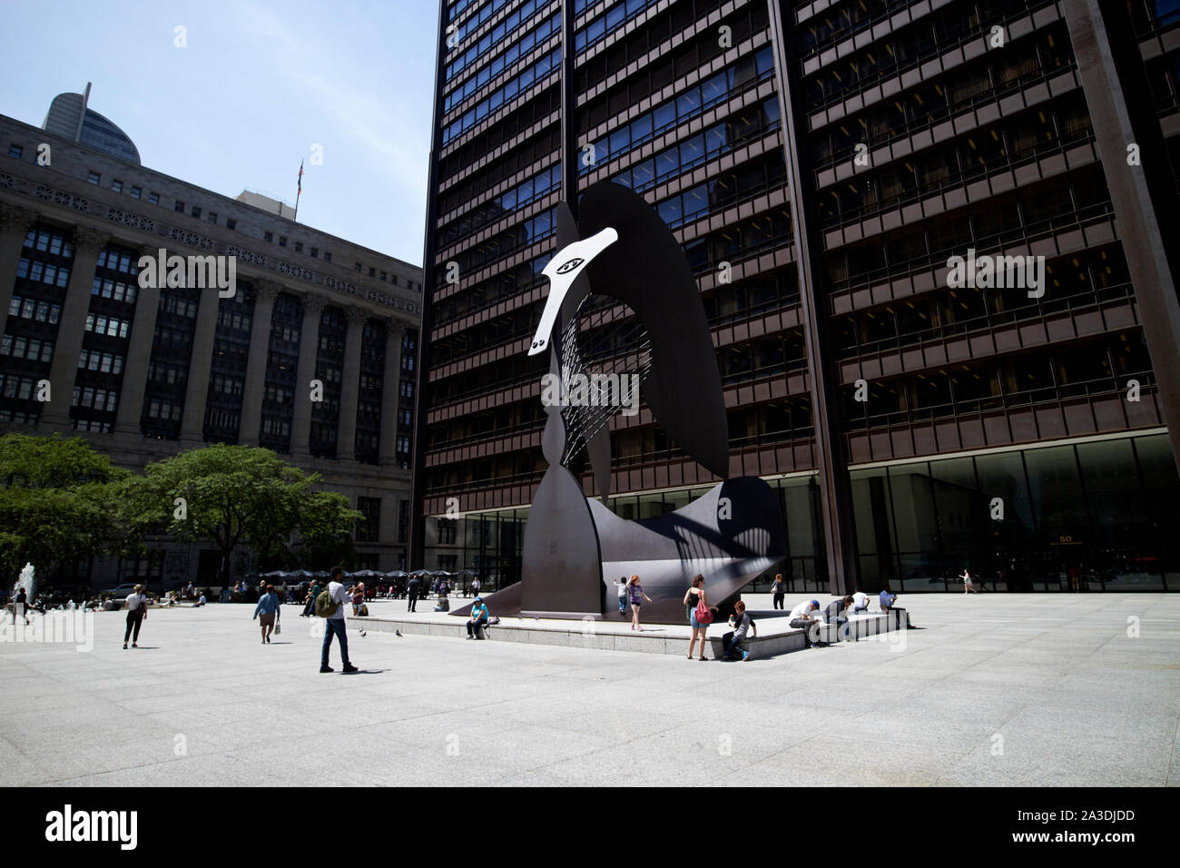 richard j, daley plaza and center and picasso statue chicago illinois ...