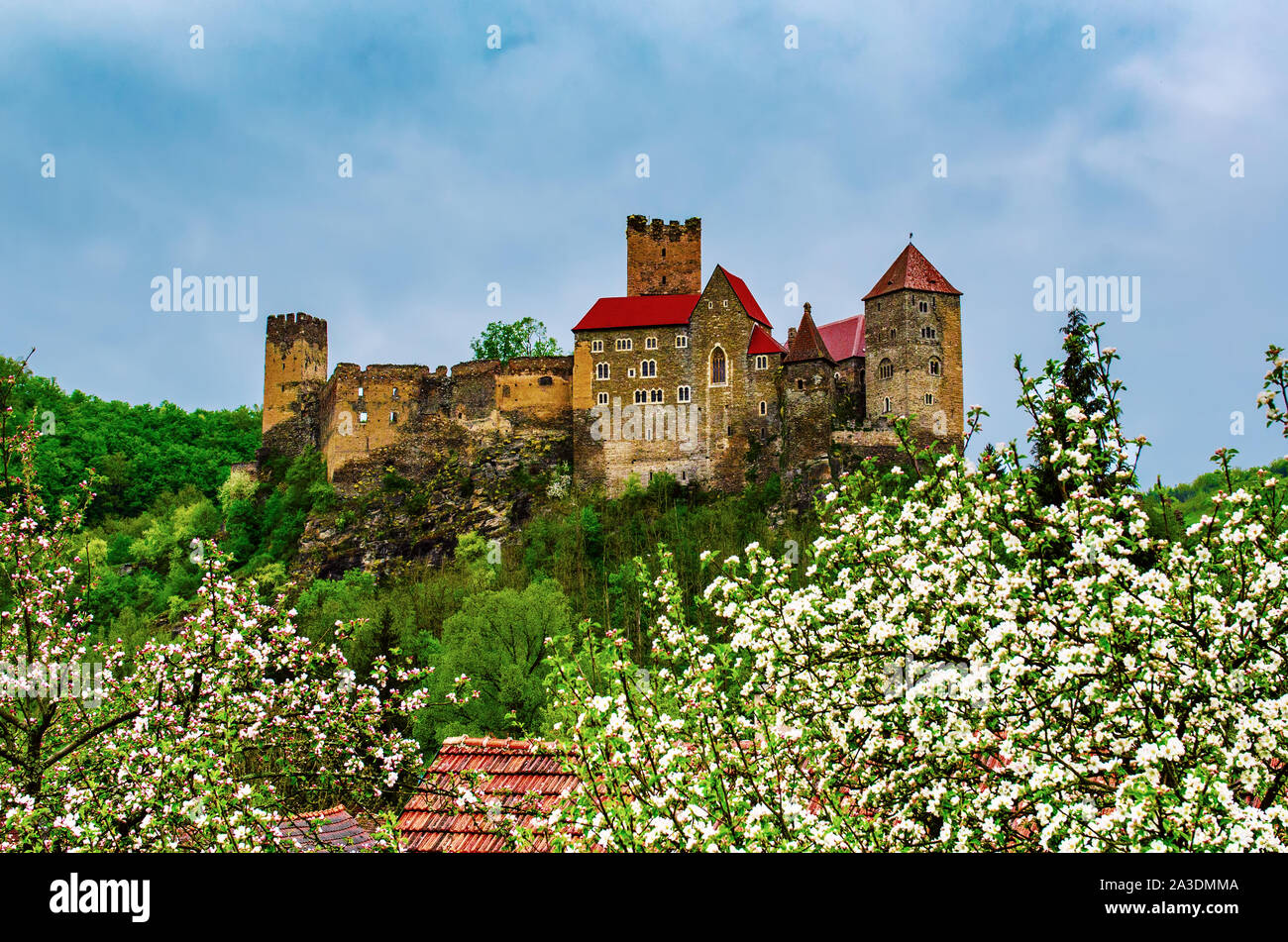 Ruin of castle hardegg hi-res stock photography and images - Alamy