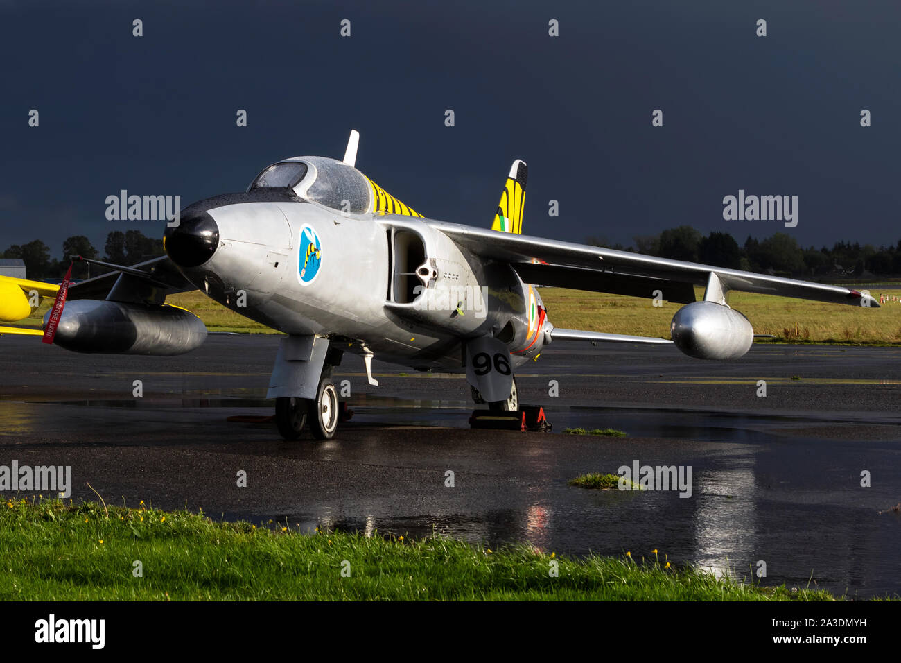 Indian gnat aircraft hi-res stock photography and images - Alamy