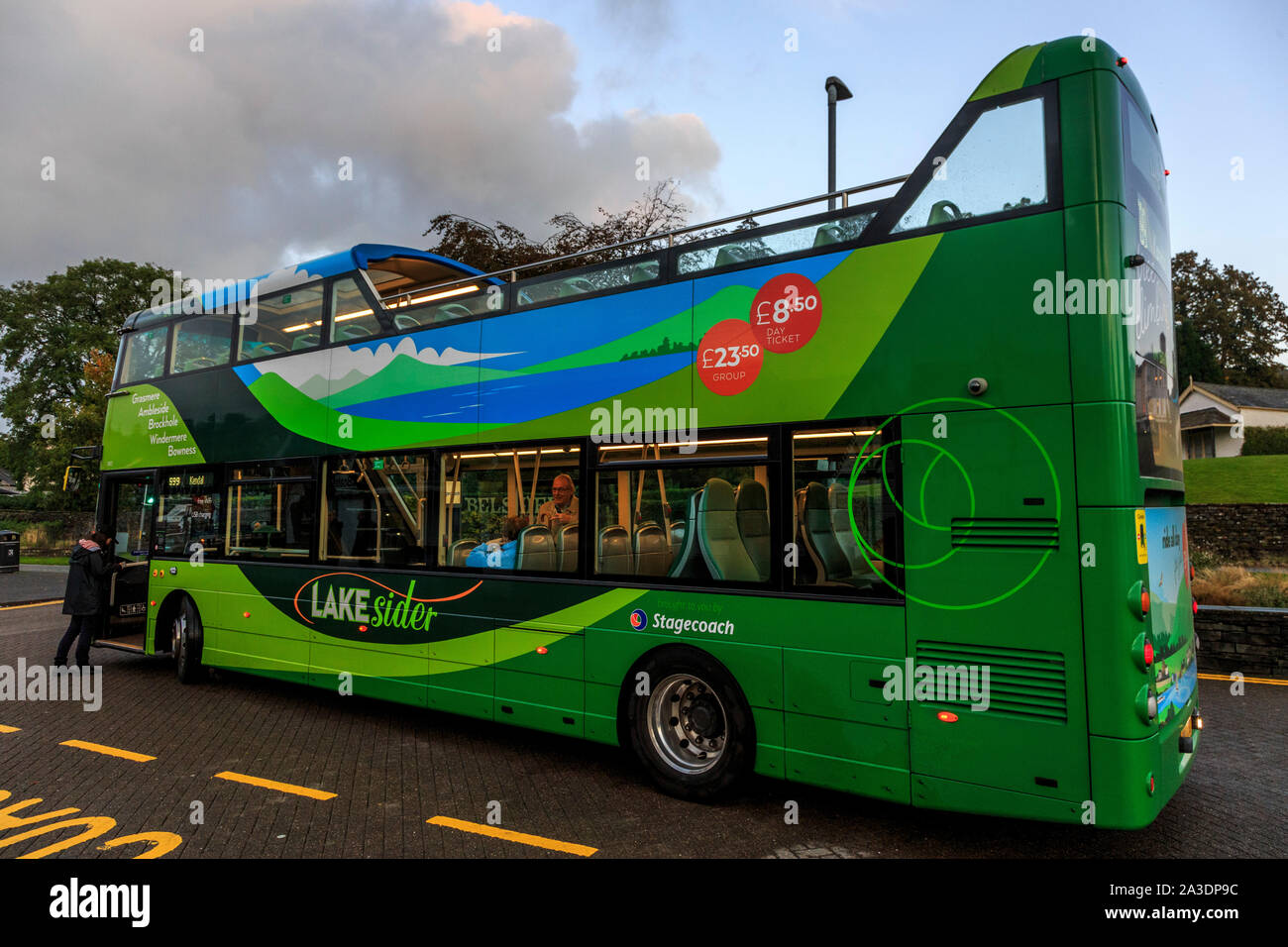 open top bus,bowness on windermere, lake district national park ...