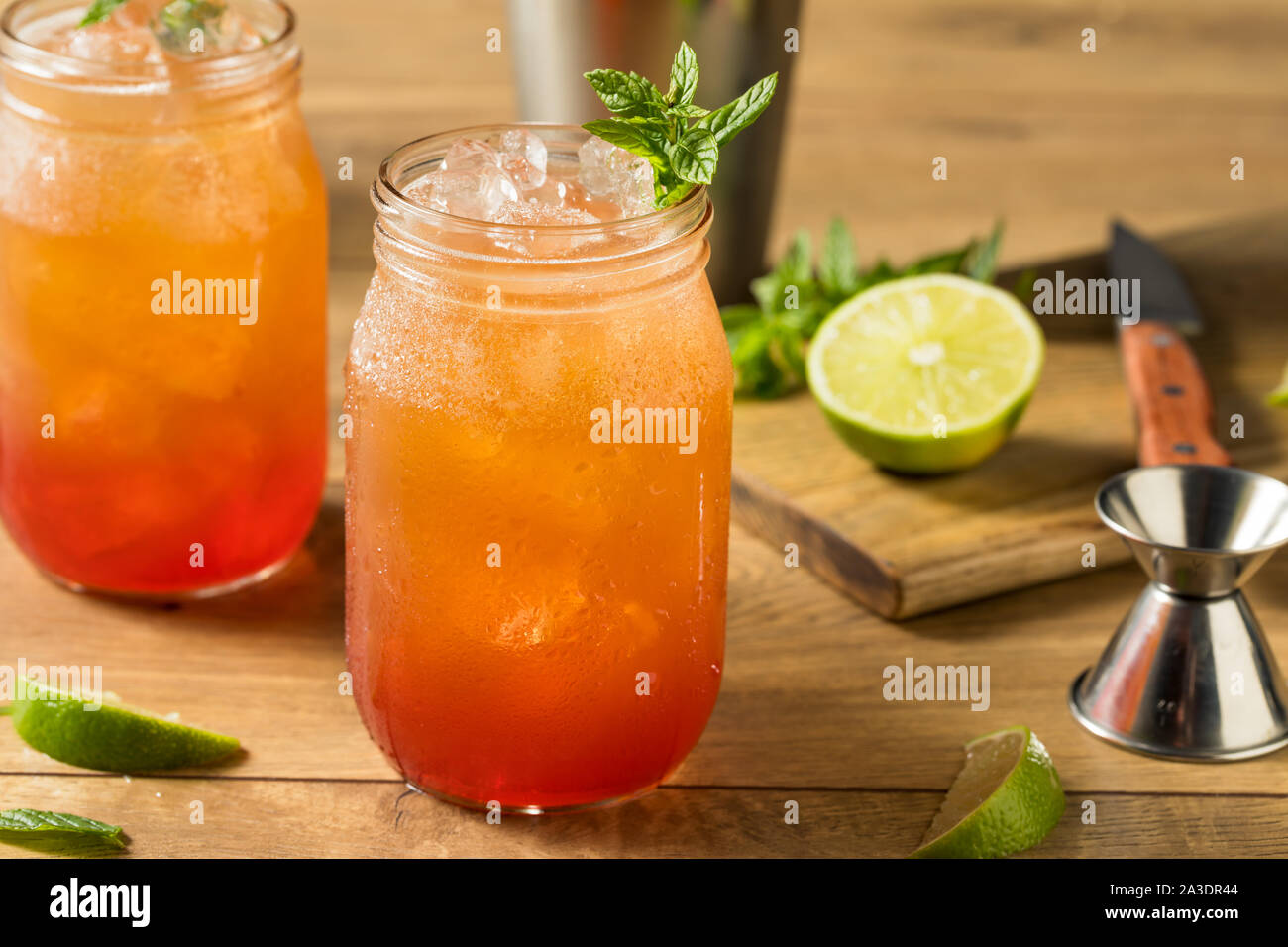 Planter's punch hi-res stock photography and images - Alamy