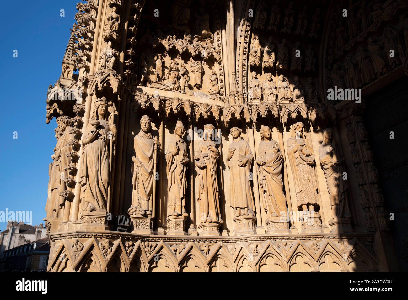 statue of soldier in front Detail of the statues of Metz Cathedral in ...