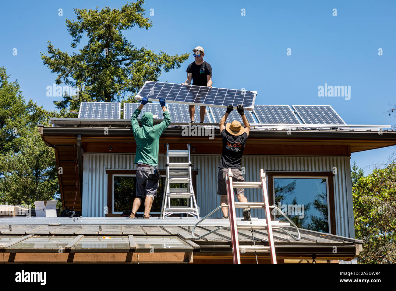 Install solar array hi-res stock photography and images - Alamy