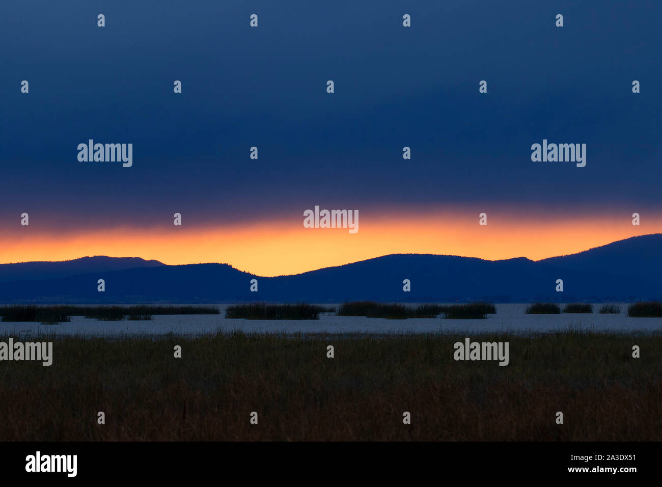 Goose Lake sunset, Goose Lake State Park, Oregon Outback Scenic Byway ...