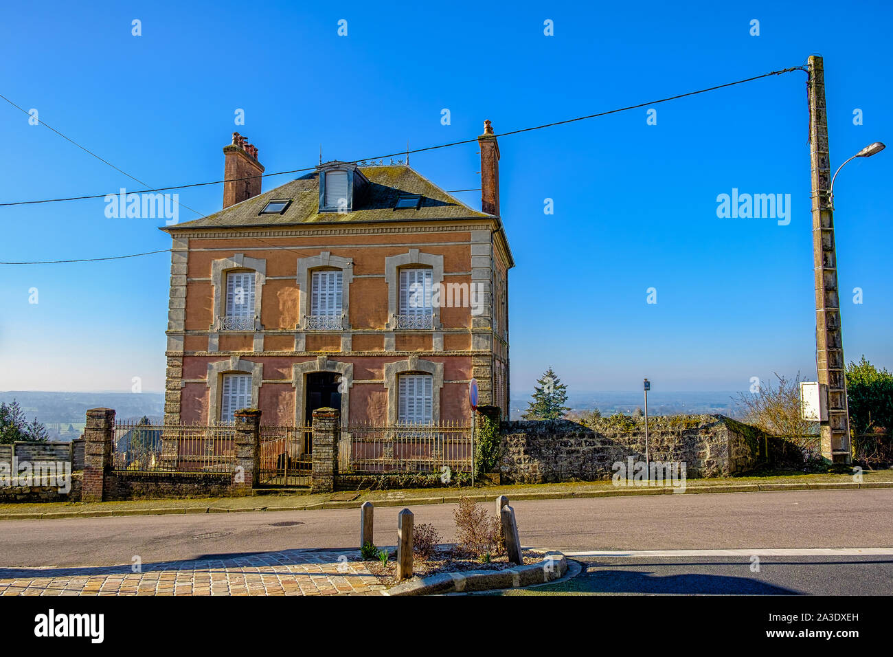 Norman style hi-res stock photography and images - Alamy