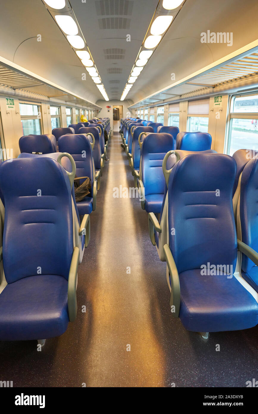 Venice italy train station interior hi-res stock photography and images ...