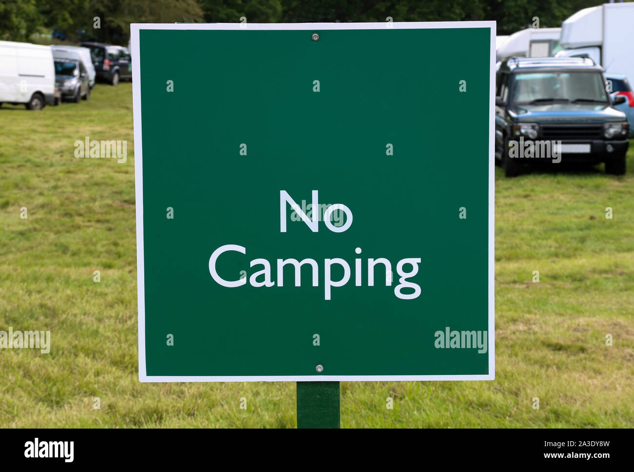 No camping warning sign camp hi-res stock photography and images - Alamy