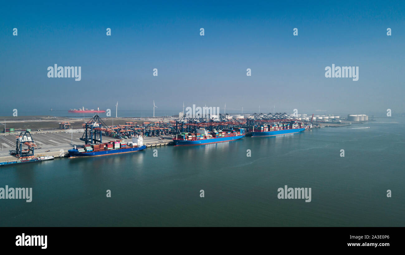 Cosco shipping container ship loading and unloading hi-res stock ...