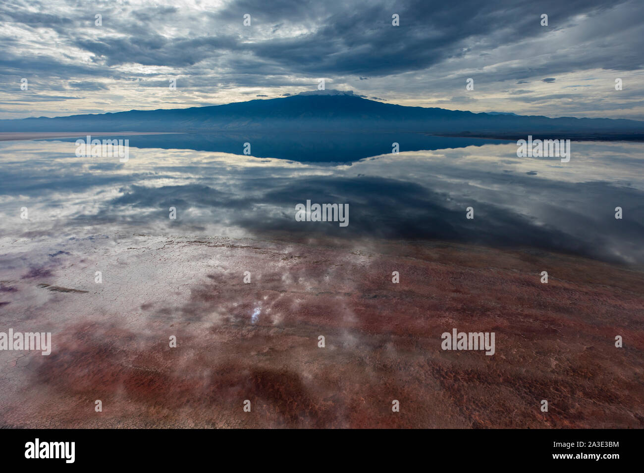 Shallow salt waters of lake natron hi-res stock photography and images ...