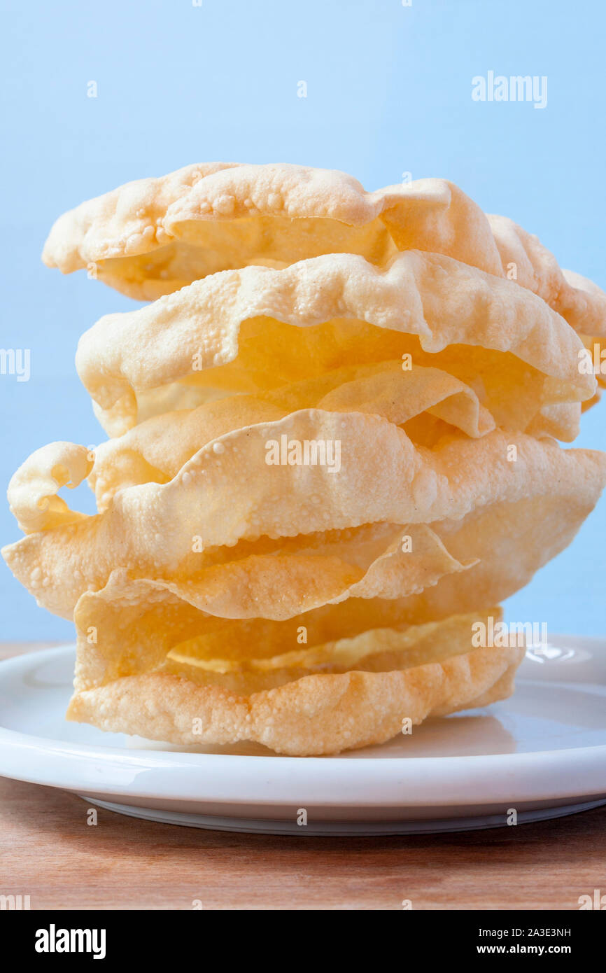 Indian popadoms hi-res stock photography and images - Alamy