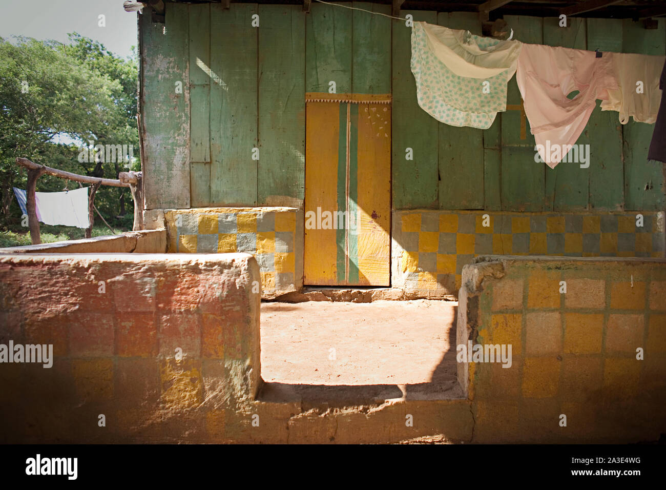 View of a shut door of a house Stock Photo - Alamy