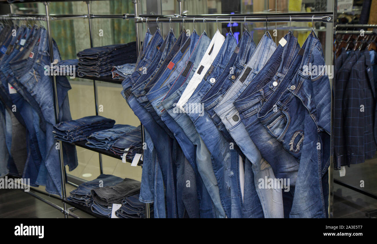 Store business suit and pants hi-res stock photography and images - Alamy