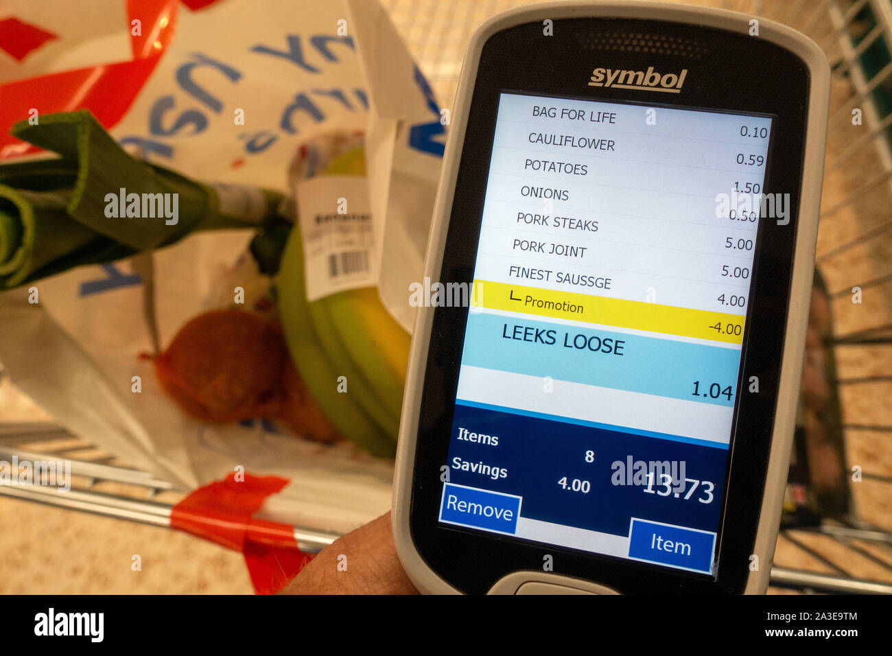 Tesco scanner hi-res stock photography and images - Alamy